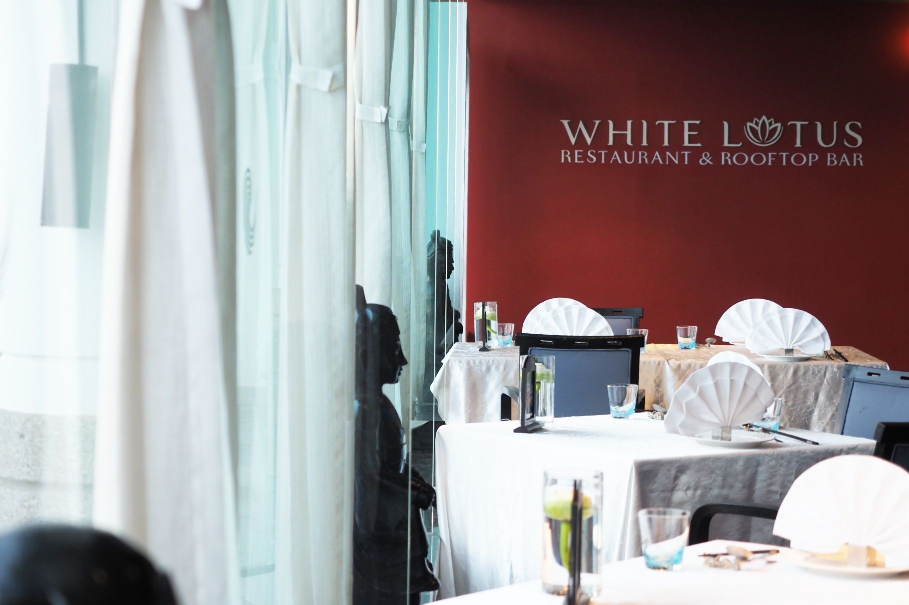 White Lotus Restaurant & Rooftop Bar at Hilton - HuaHinPocketGuide